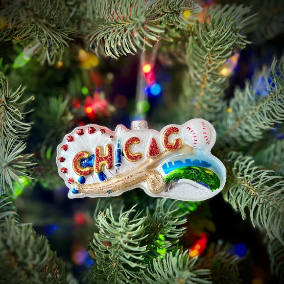 Holiday | Chicago Icons Glittered Glass Ornament | Poshmark